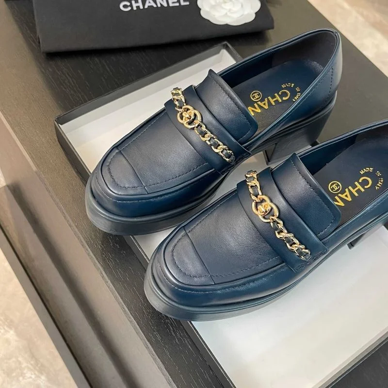 Bargain Chanel Heeled Shoes