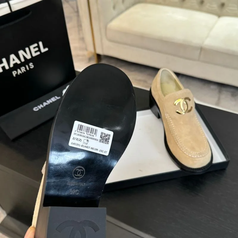 Top match Chanel Heeled Shoes