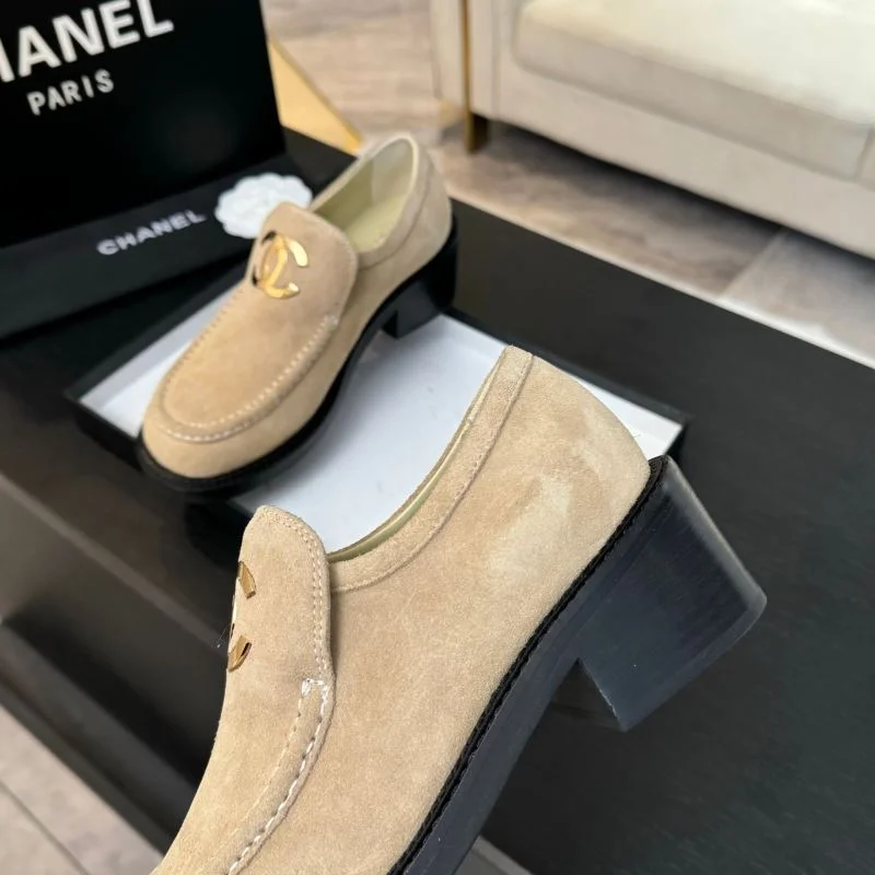 Top match Chanel Heeled Shoes