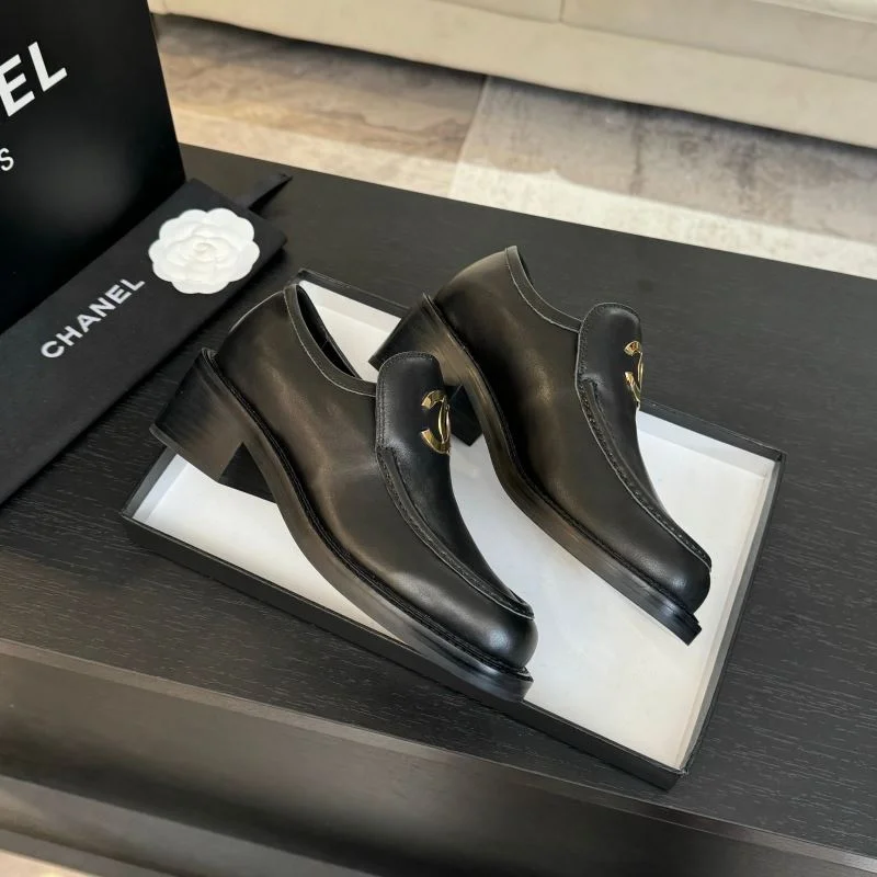 Discounted Chanel Heeled Shoes