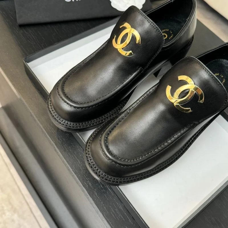Discounted Chanel Heeled Shoes