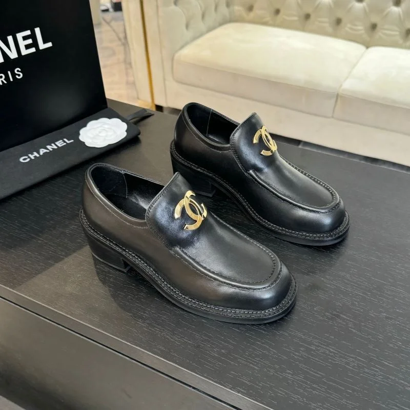 Discounted Chanel Heeled Shoes