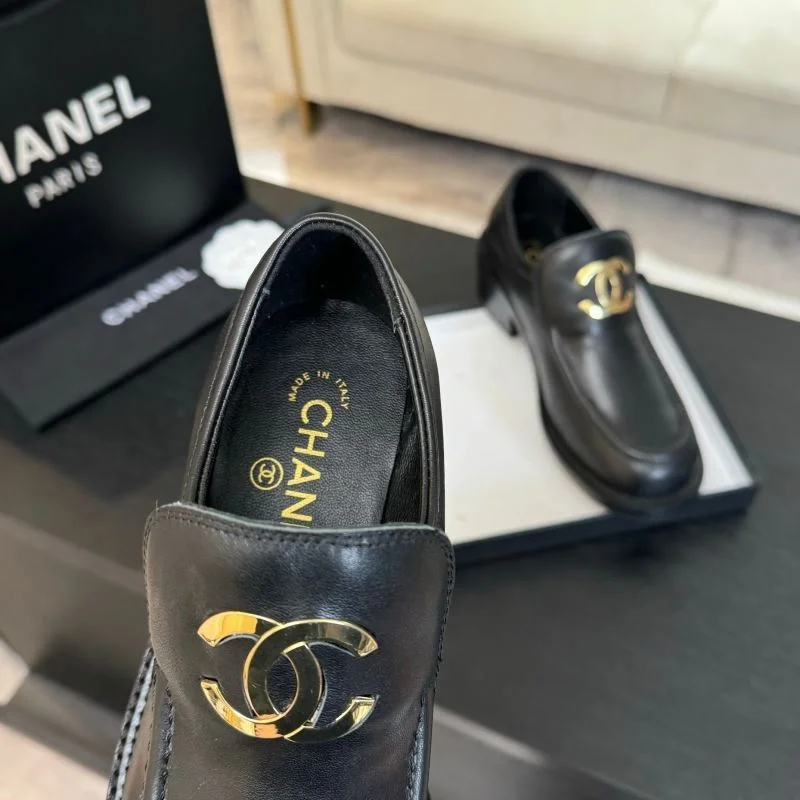 Discounted Chanel Heeled Shoes