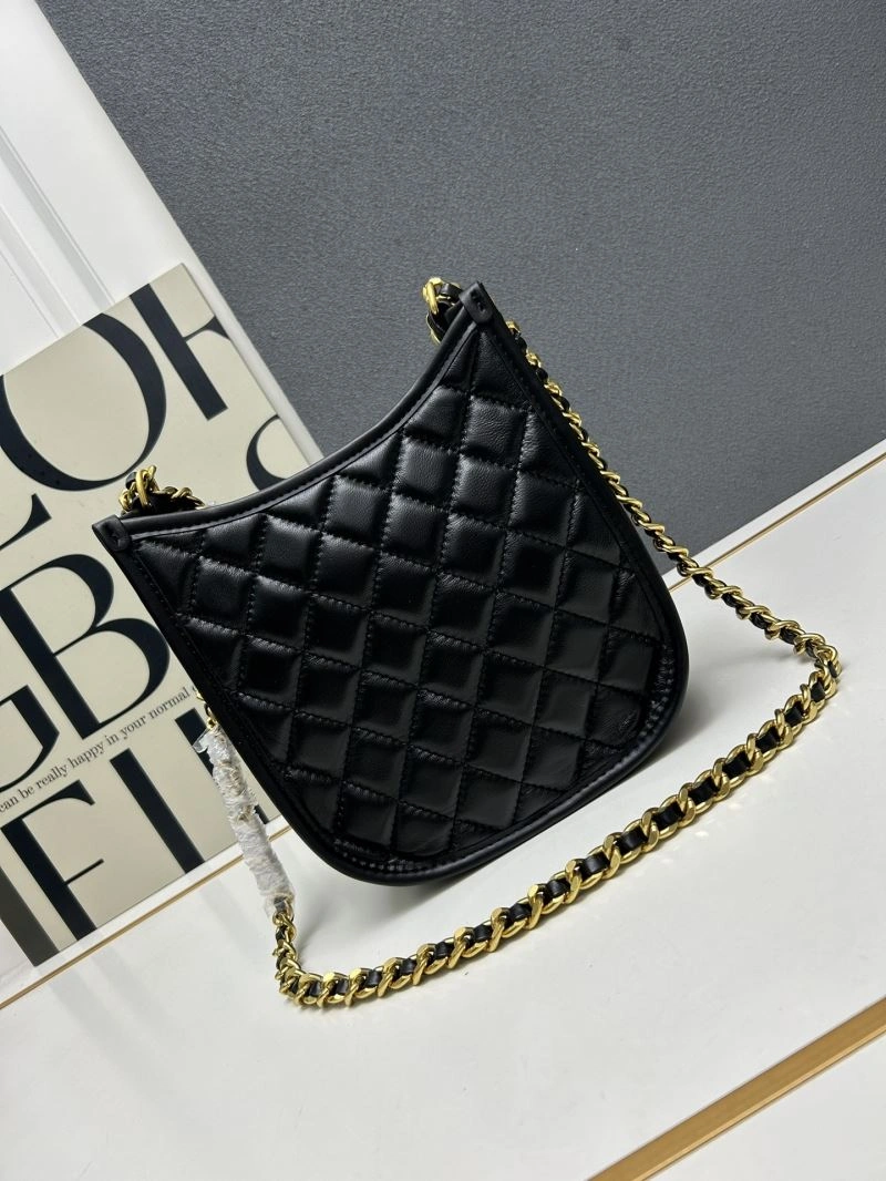 Top match Chanel Hobo Bags