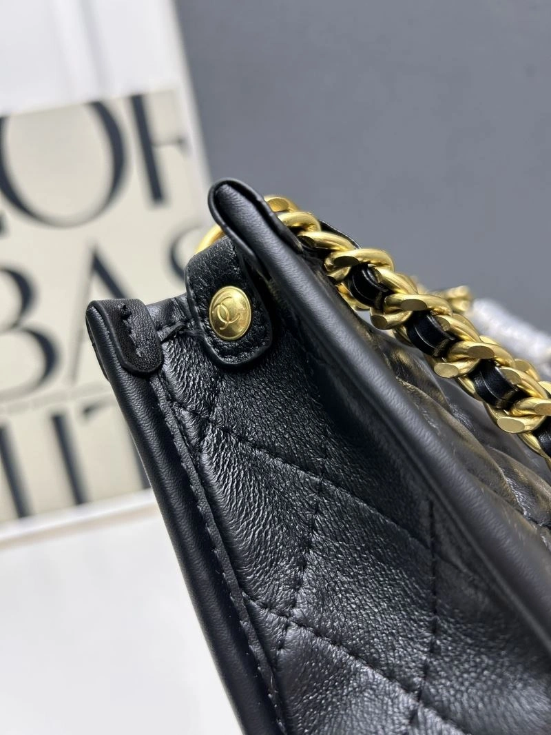 Top match Chanel Hobo Bags