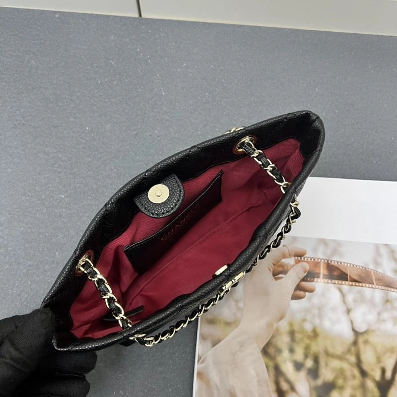 Top match Chanel Hobo Bags