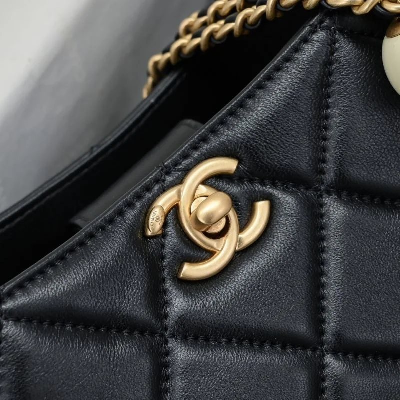 Low-cost Chanel Hobo Bags