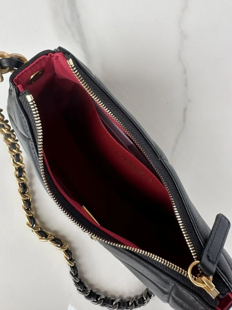 Low-cost Chanel Hobo Bags