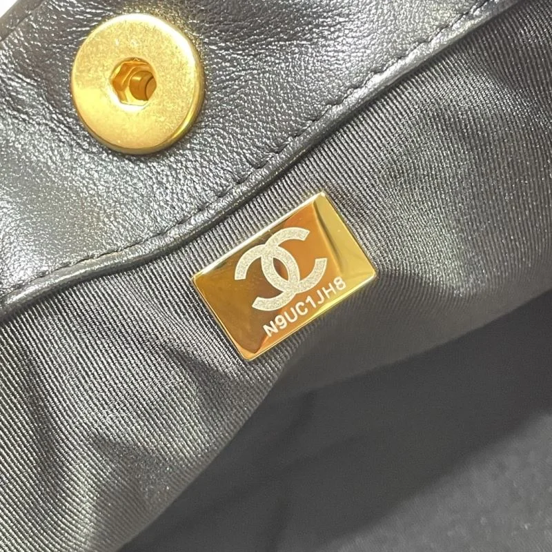Bargain Chanel Hobo Bags