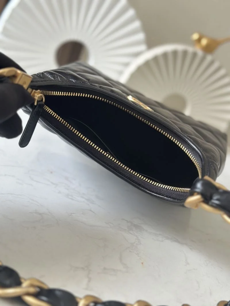 Cut-rate Chanel Hobo Bags