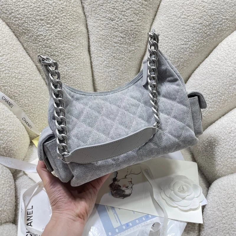 Top match Chanel Hobo Bags