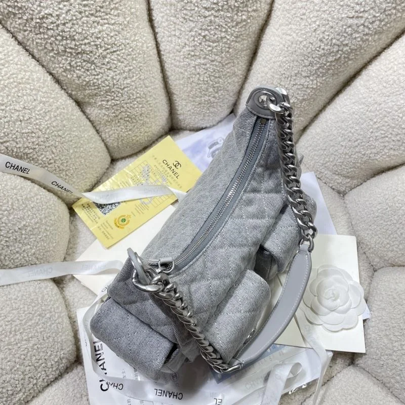 Top match Chanel Hobo Bags