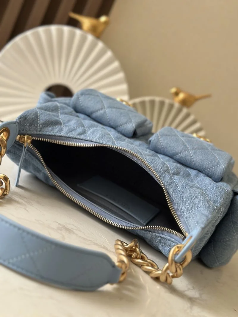 Top mirror Chanel Hobo Bags