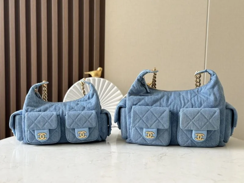 Top mirror Chanel Hobo Bags