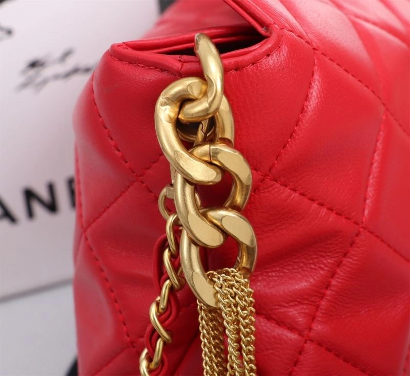Top match Chanel Hobo Bags