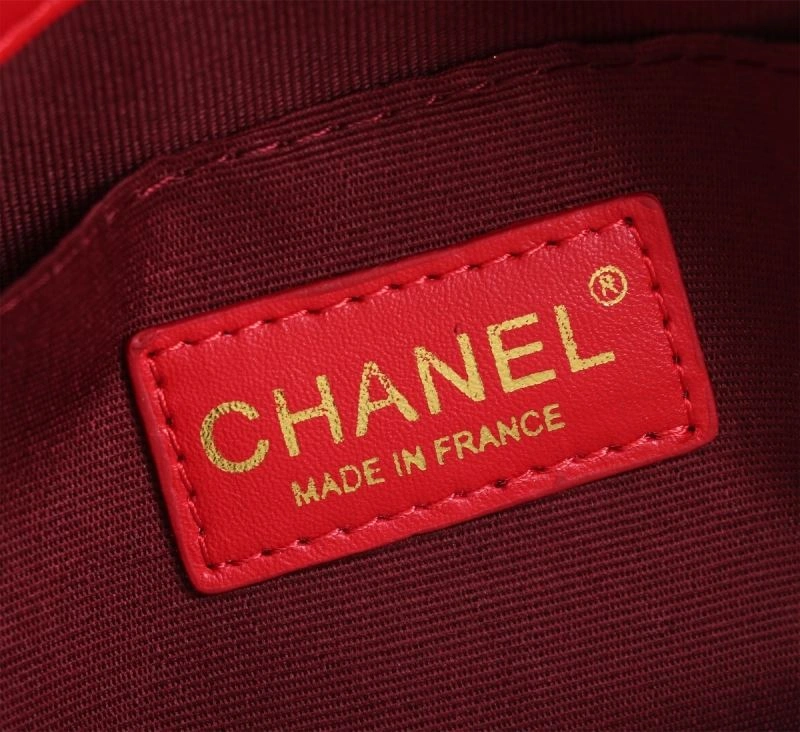 Top match Chanel Hobo Bags