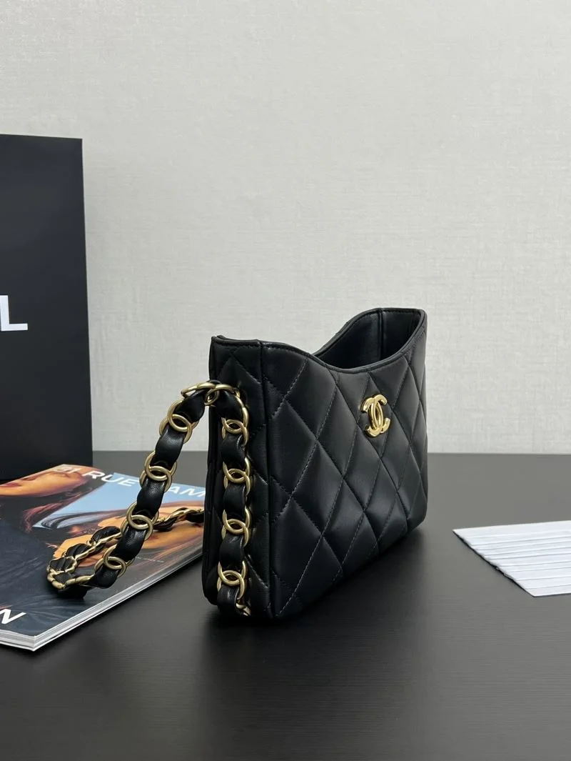 Low-cost Chanel Hobo Bags