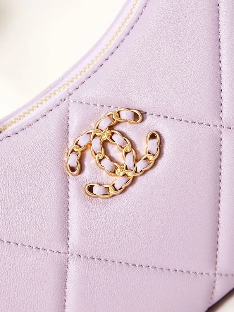 Low-cost Chanel Hobo Bags