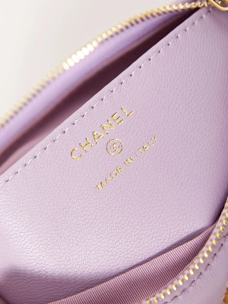 Low-cost Chanel Hobo Bags