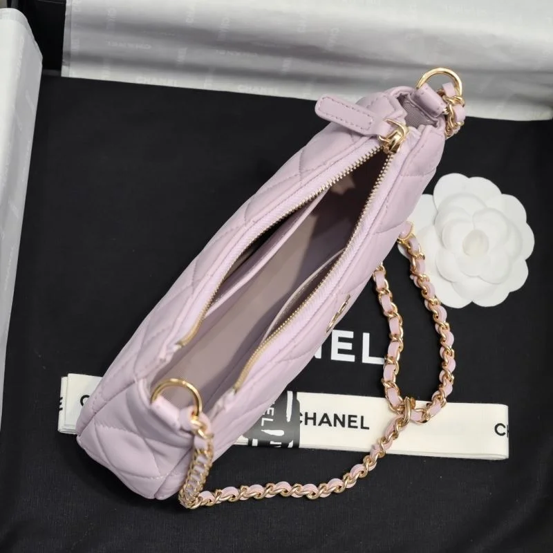 Low-cost Chanel Hobo Bags