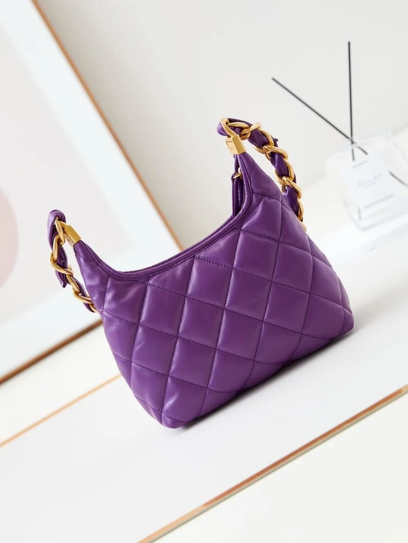 Inexpensive Chanel Hobo Bags