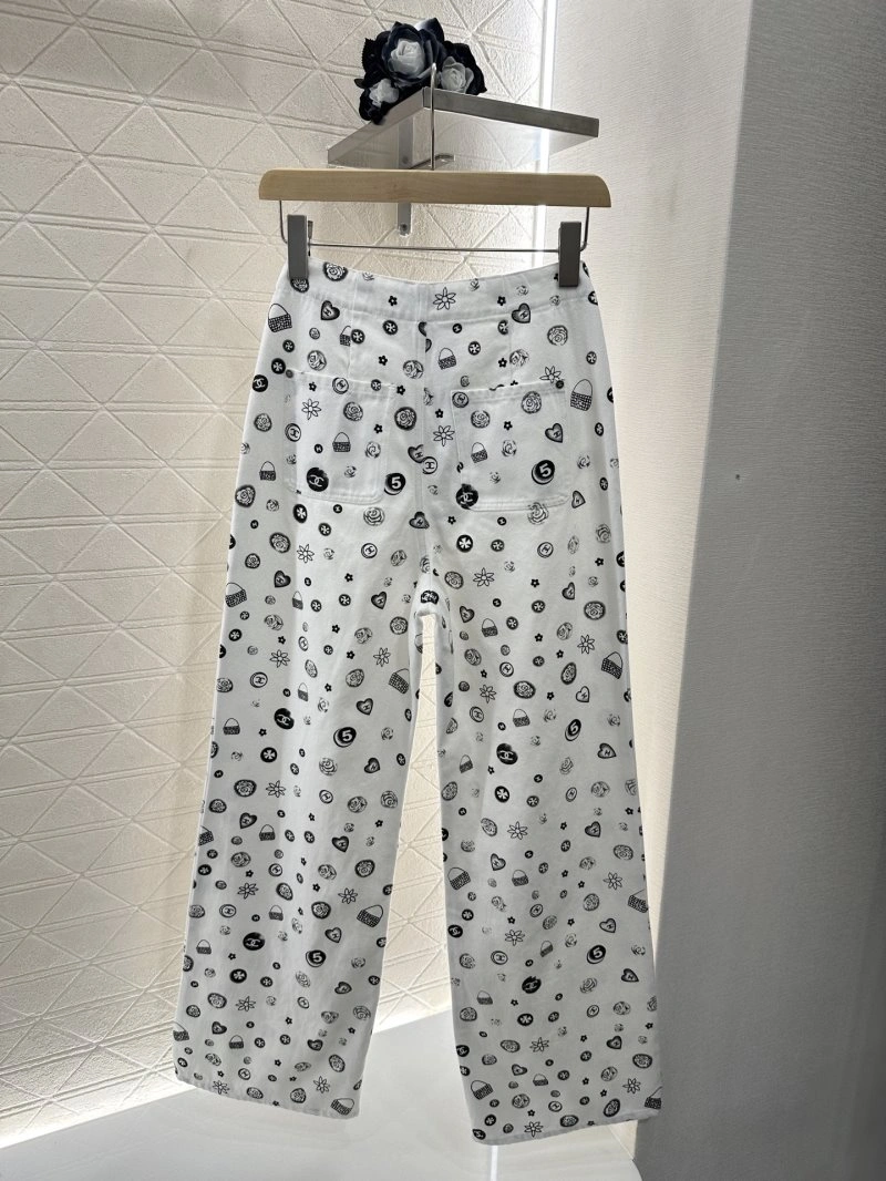 Legit Chanel Jeans