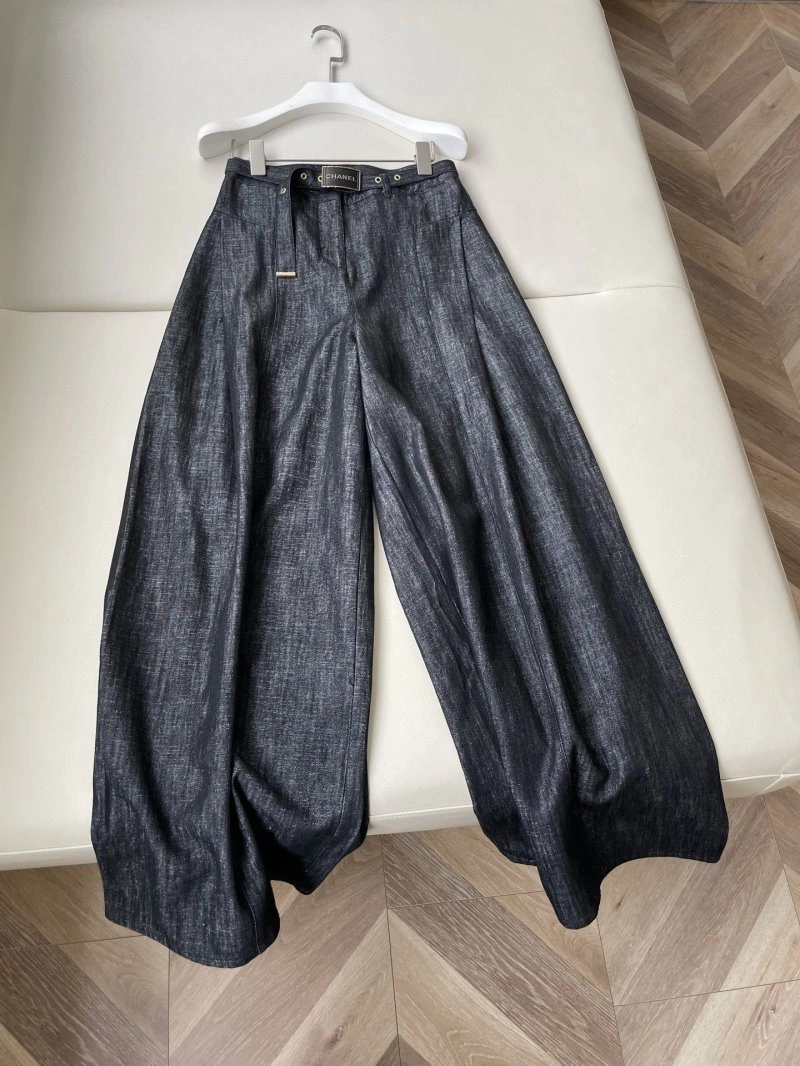 Chanel Jeans