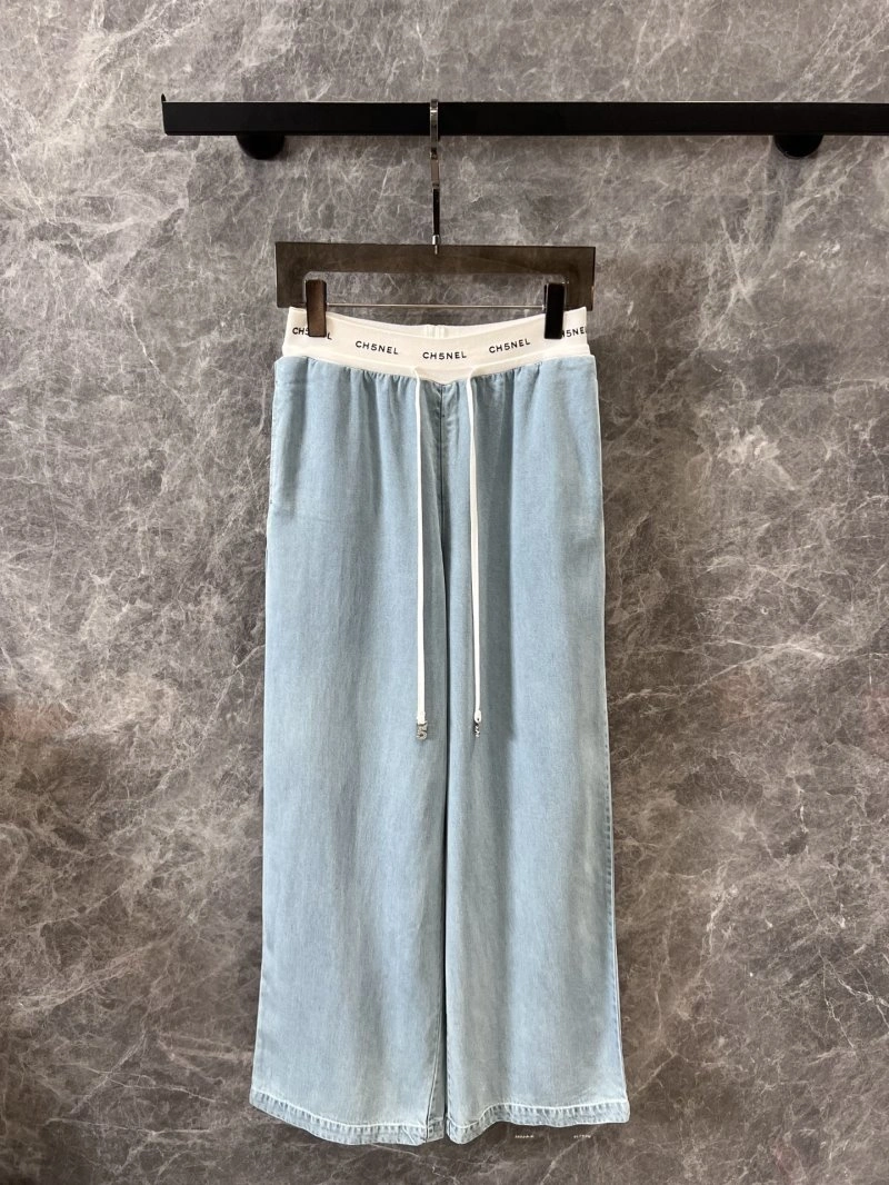 Chanel Jeans