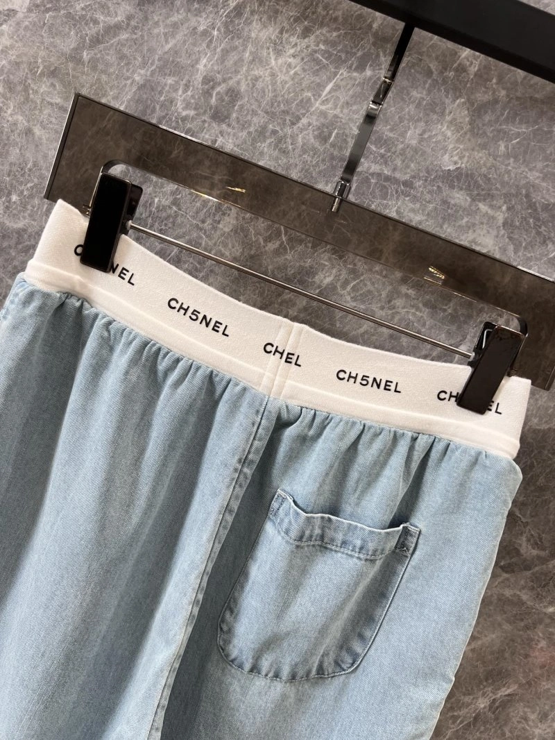 Brand-original Chanel Jeans