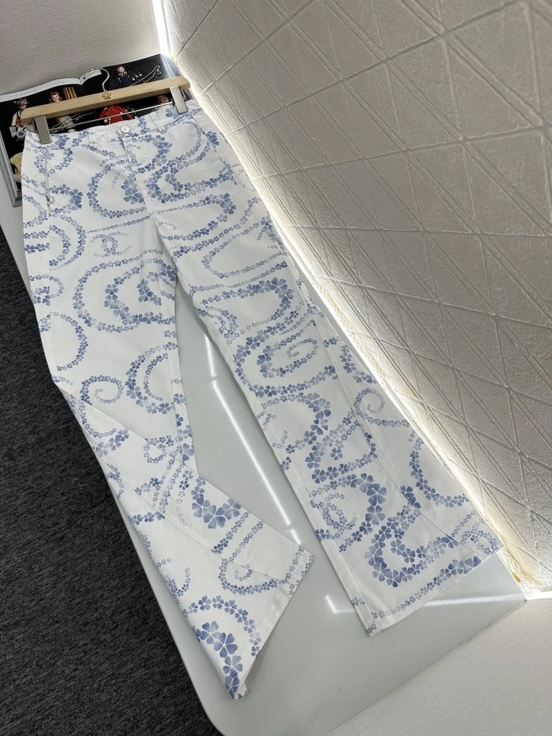 Chanel Jeans