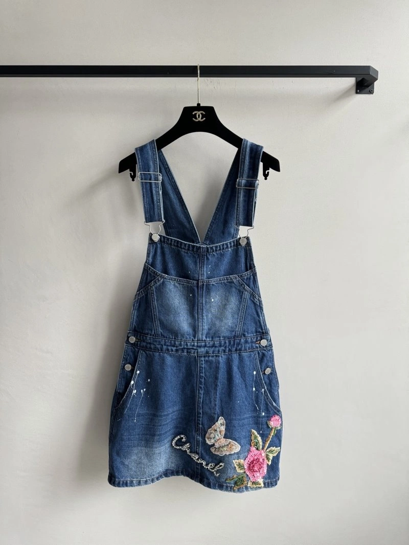 Chanel Jeans