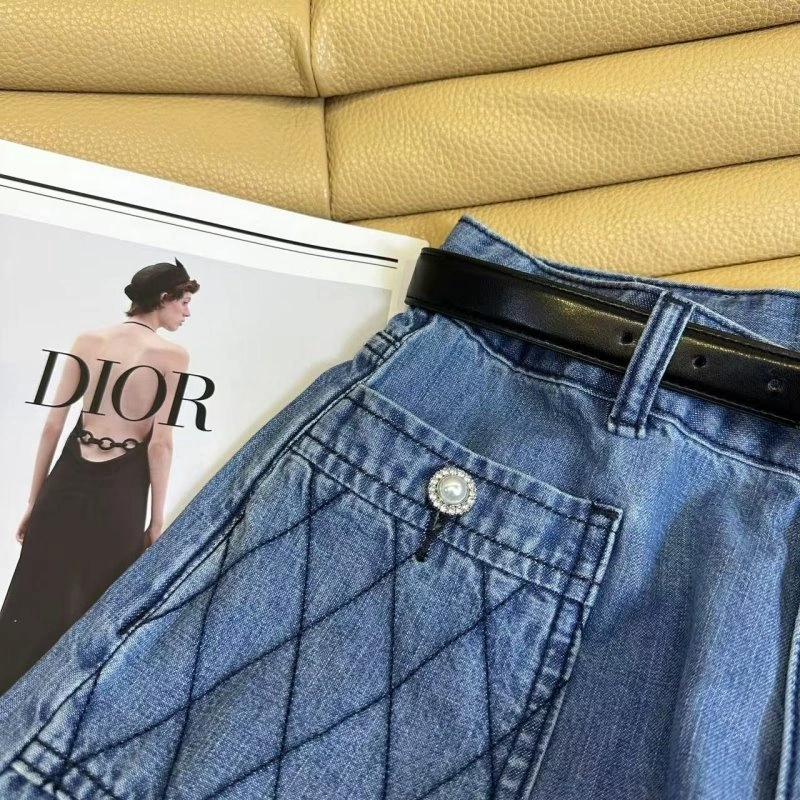 Bargain Chanel Jeans