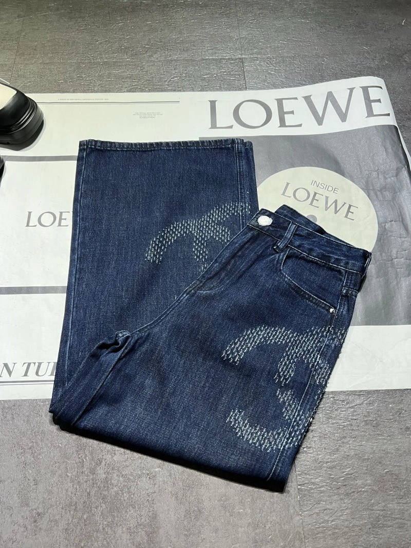 Brand-original Chanel Jeans