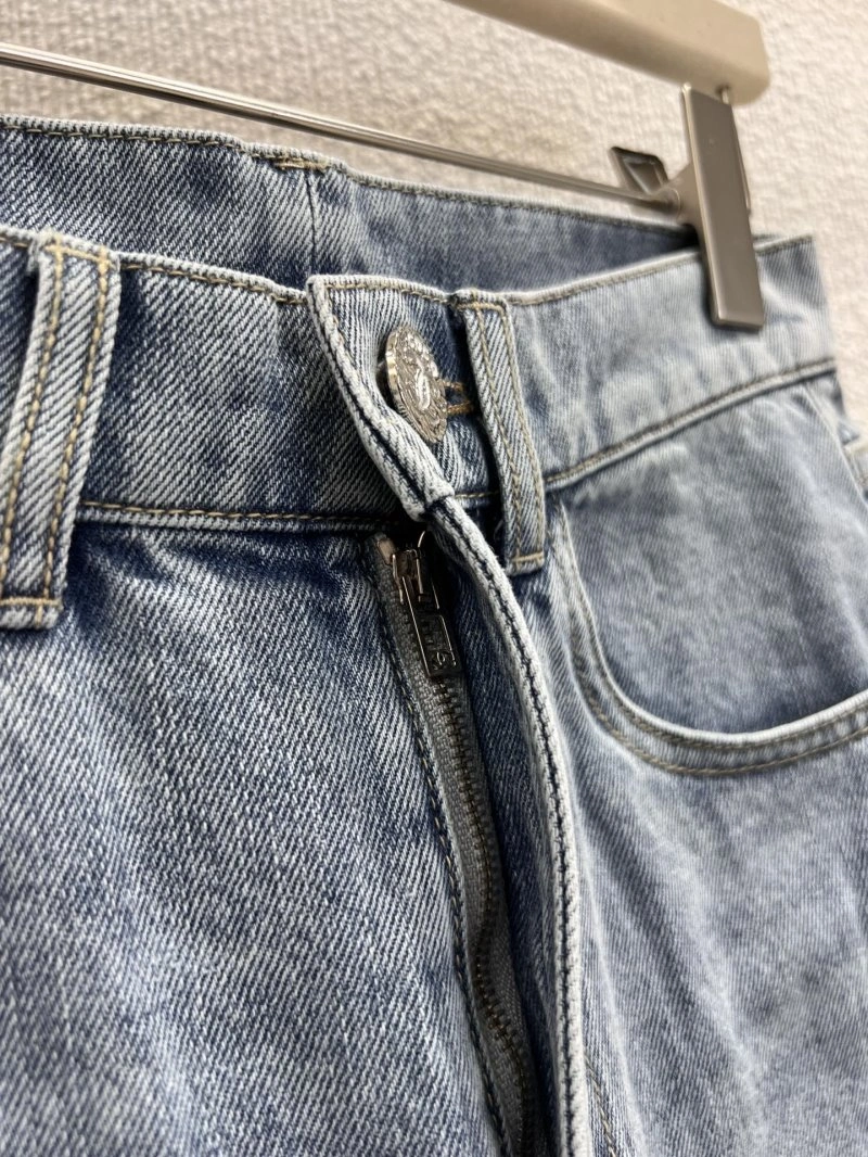 Brand-original Chanel Jeans