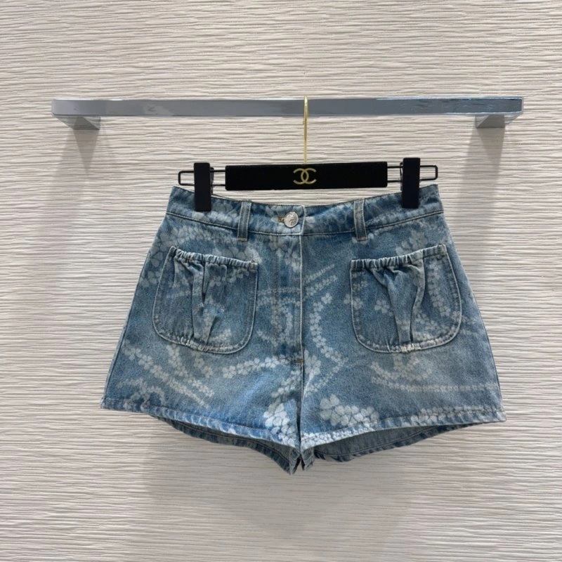 Chanel Jeans