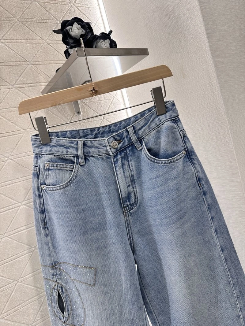Legit Chanel Jeans