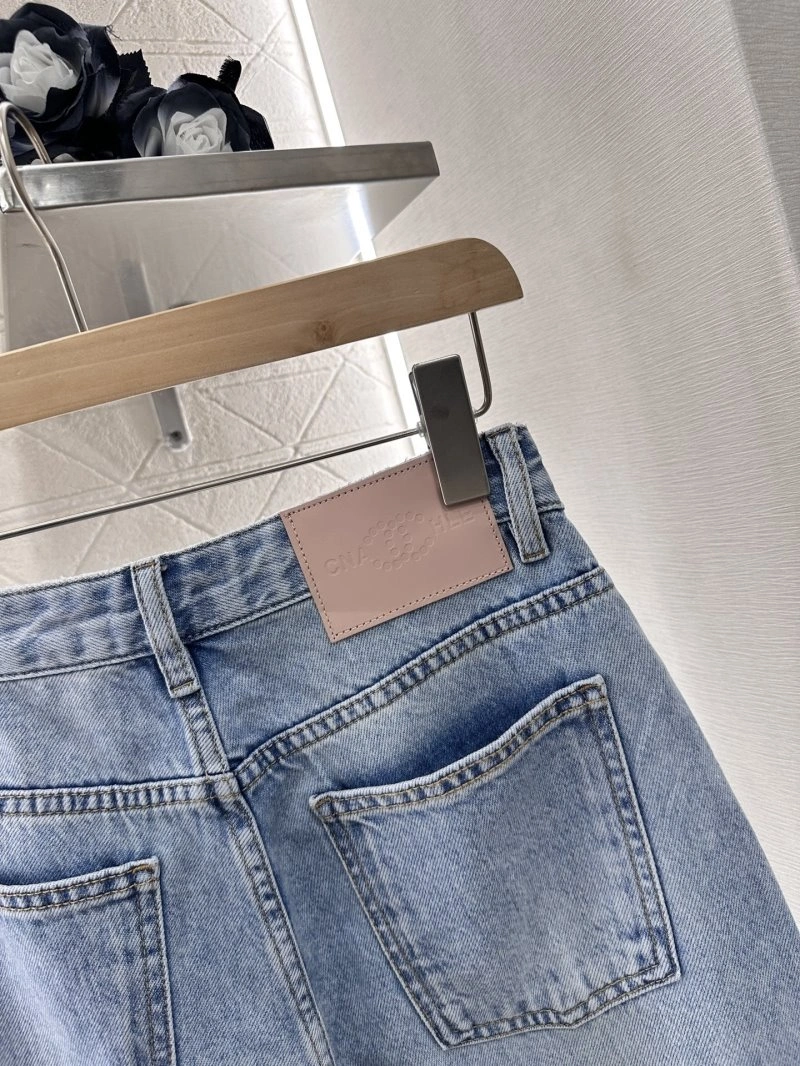Legit Chanel Jeans