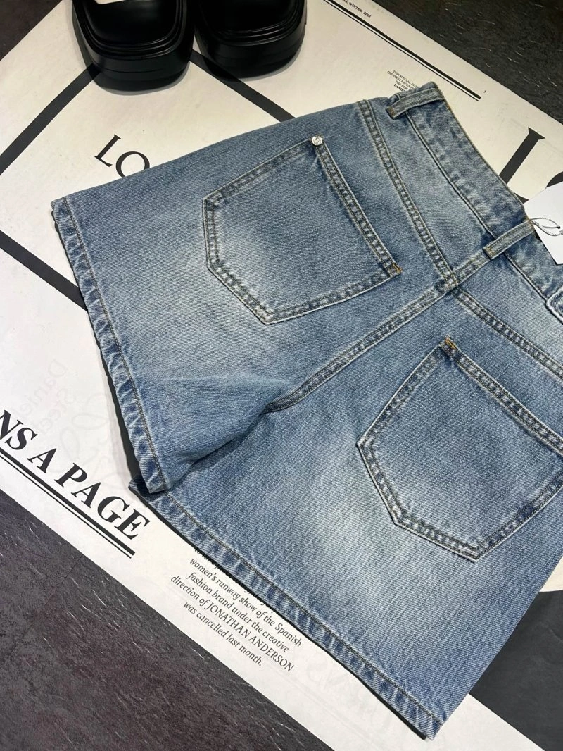 Legit Chanel Jeans