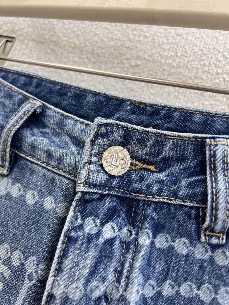 Discounted Chanel Jeans