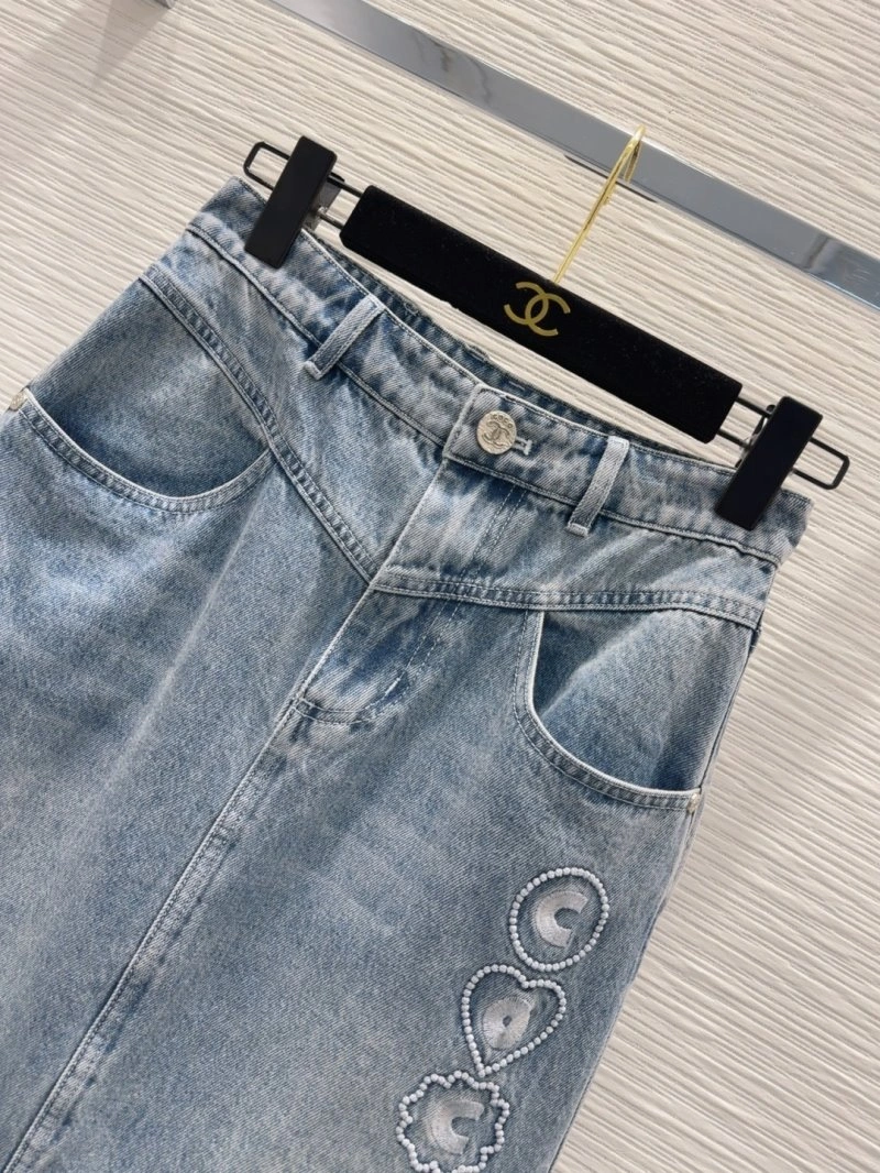 Bargain Chanel Jeans