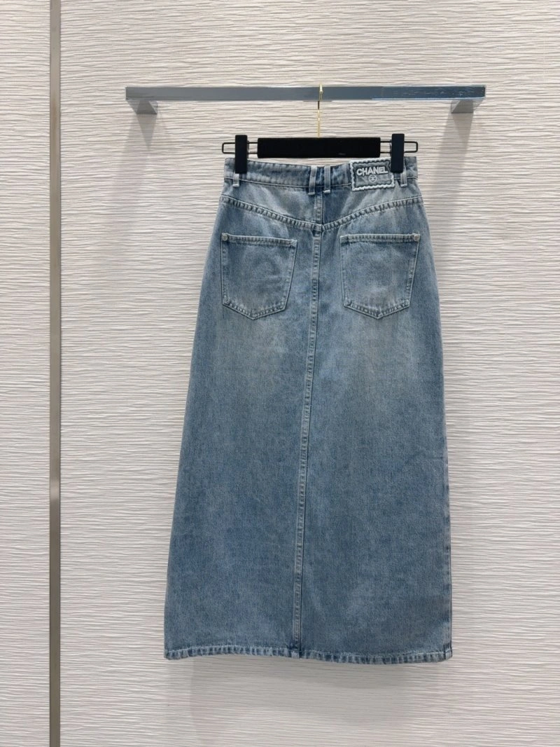 Bargain Chanel Jeans