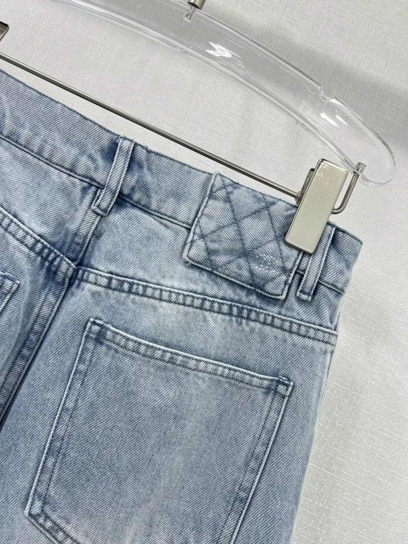Cut-rate Chanel Jeans