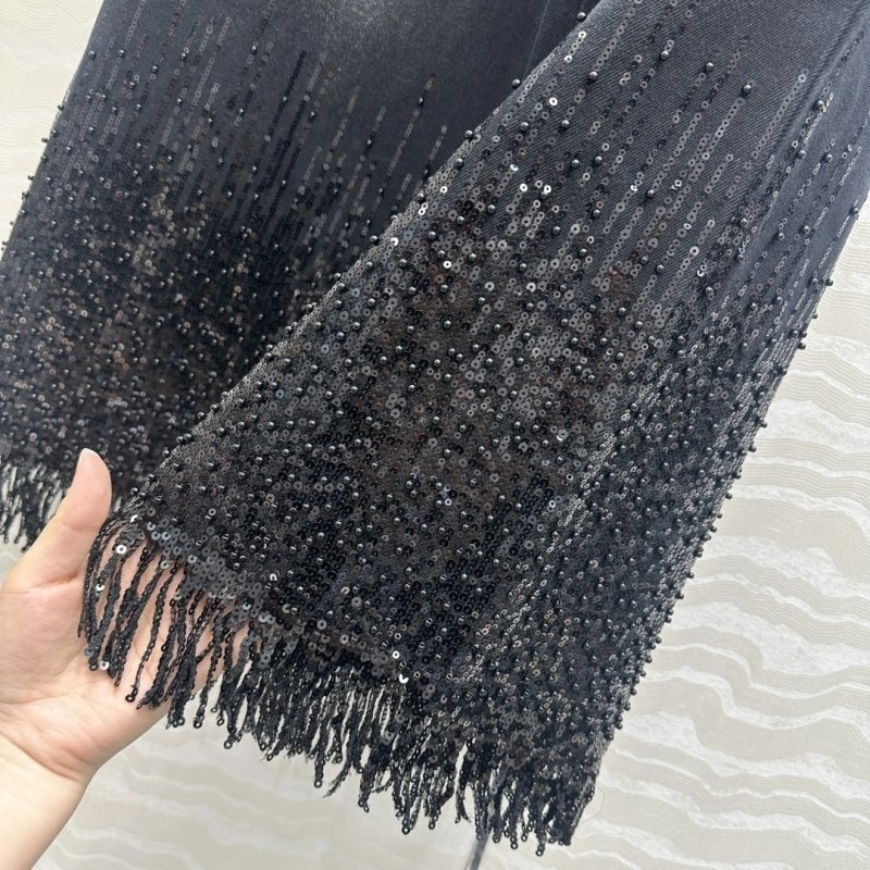 Low-cost Chanel Jeans