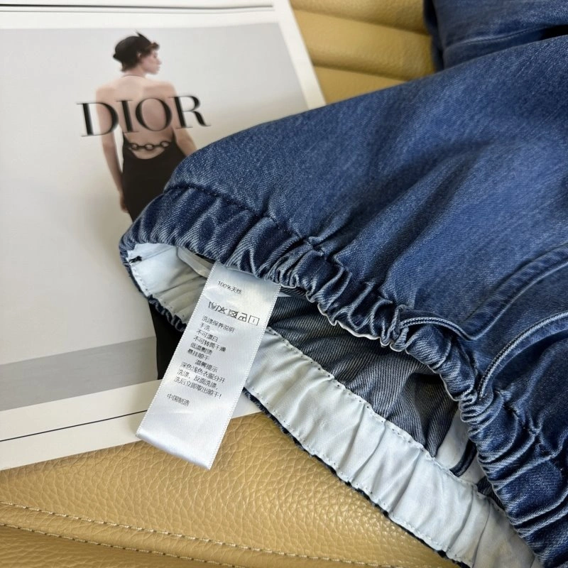 High fidelity Chanel Jeans