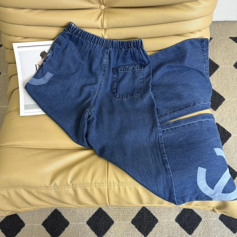 High fidelity Chanel Jeans