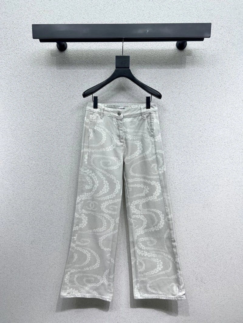 Cut-rate Chanel Jeans
