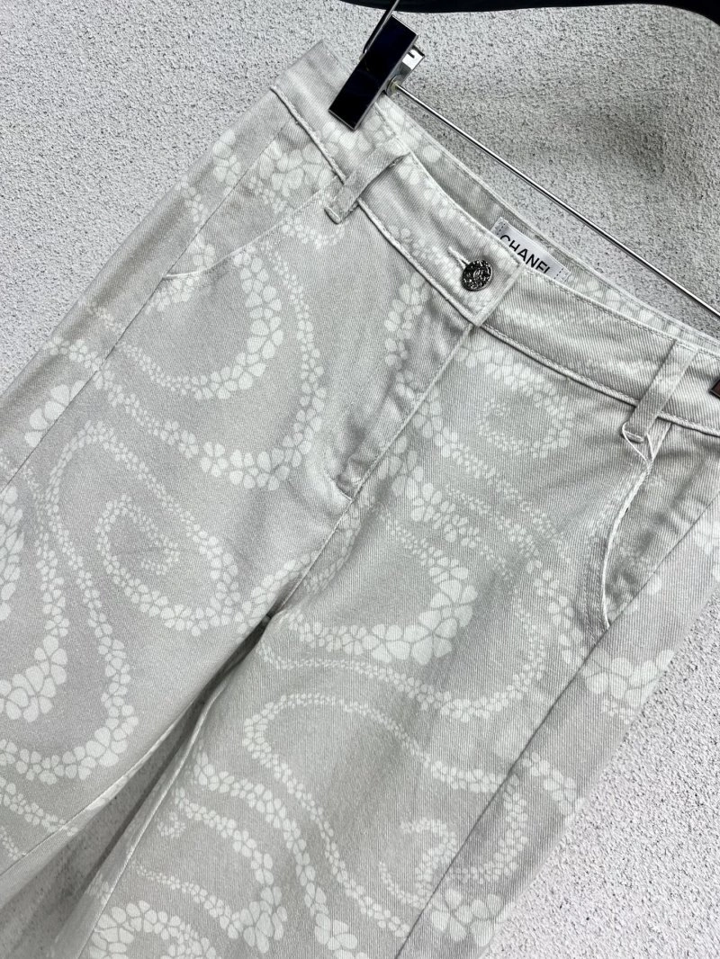 Cut-rate Chanel Jeans