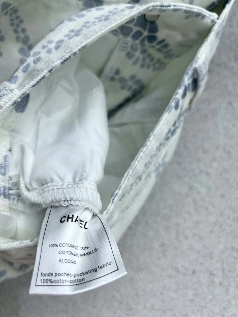 Cut-rate Chanel Jeans