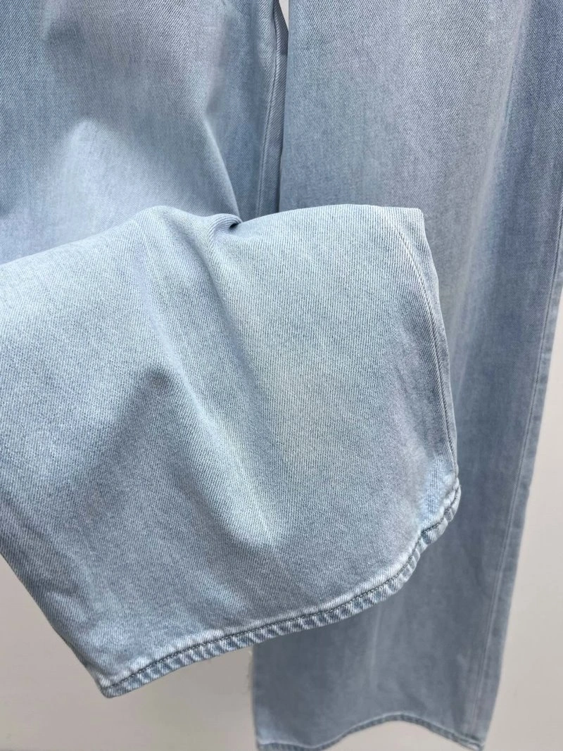 Legit Chanel Jeans