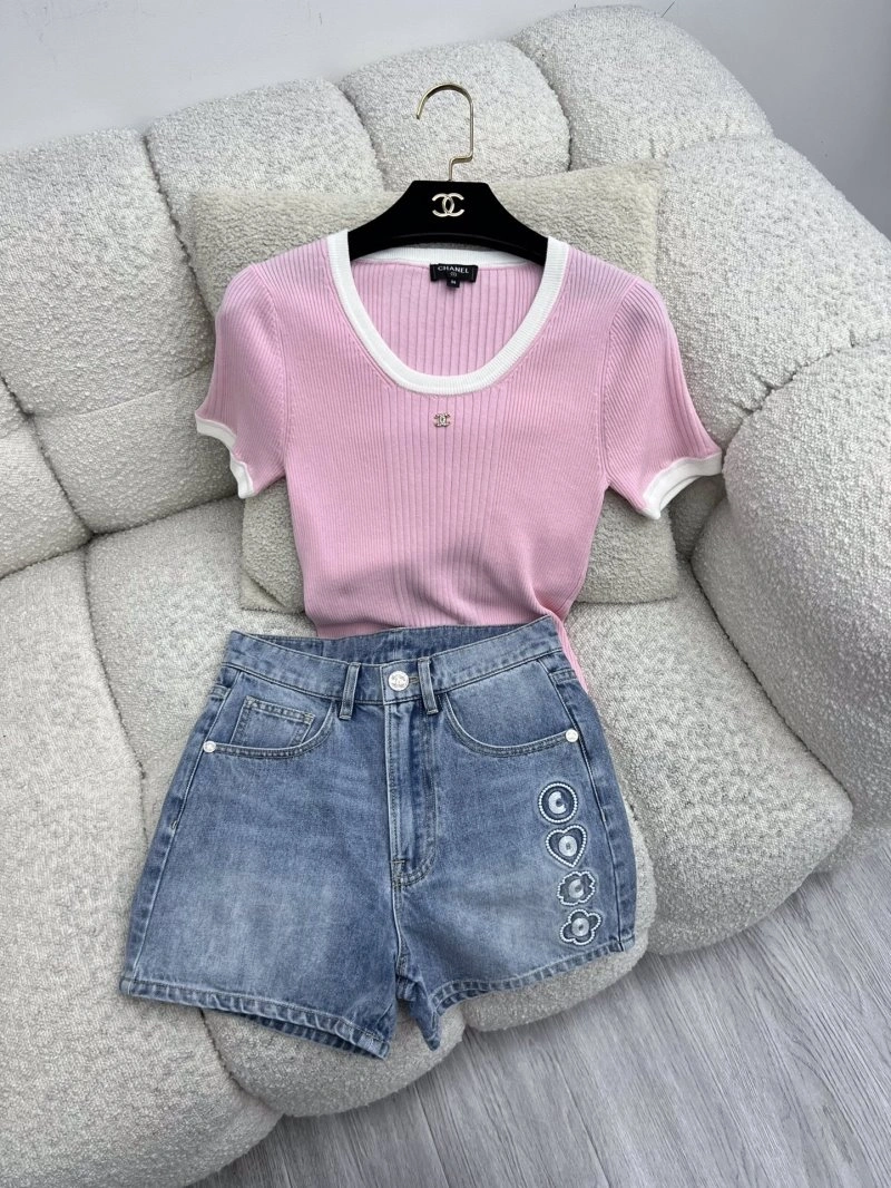 Chanel Jeans